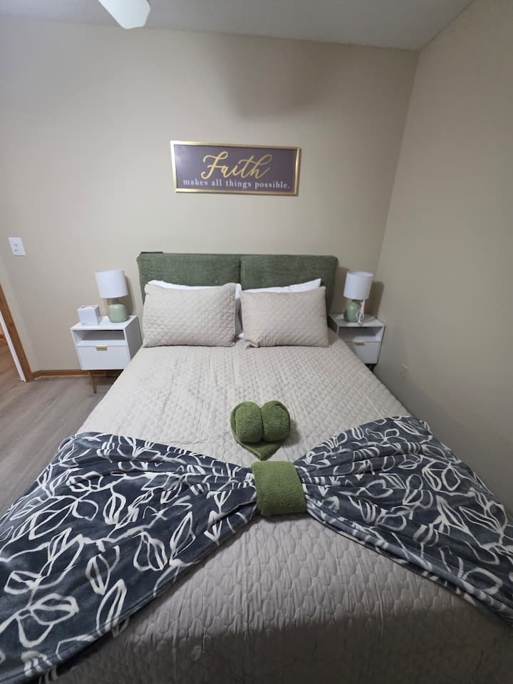 Apartment Near Downtown - Terre Haute, IN