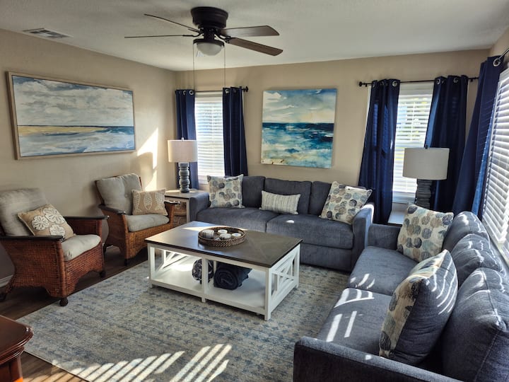 The Blue Jay Of Dunedin, Fl - Dunedin, FL