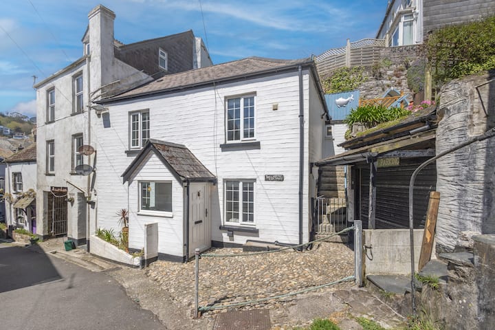Cosy Home In Looe, 2 Minutes Walk To Beach - Looe