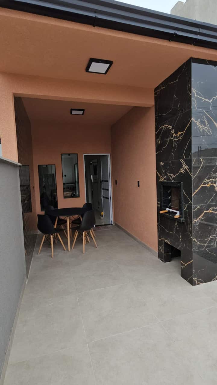 Beija-flor • Casa Nova A 700m Da Praia - Guaratuba