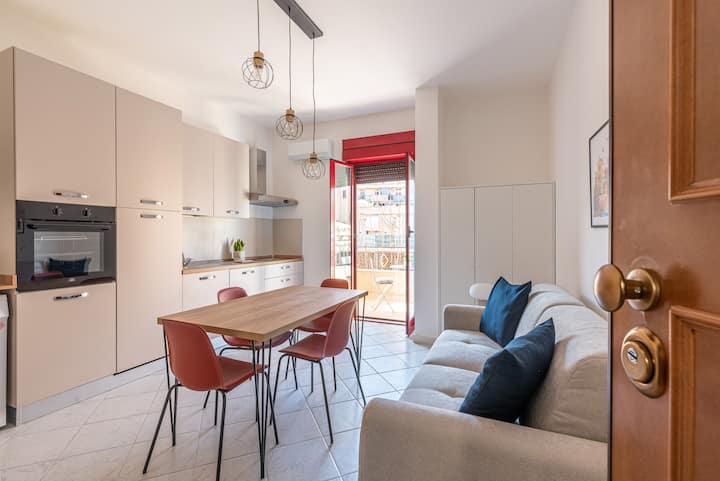 Elegante Apt Con Balconi, Ac E Parcheggio - Palermo