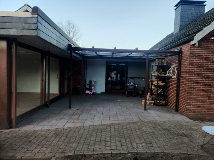 Einfamilienhaus Mit Großem Grundstück - ハンブルク