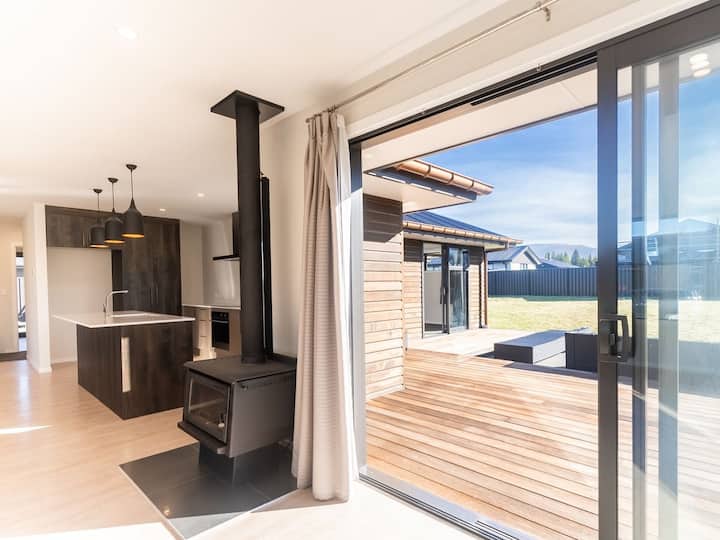 Relax At Glenfield Rocks - Twizel