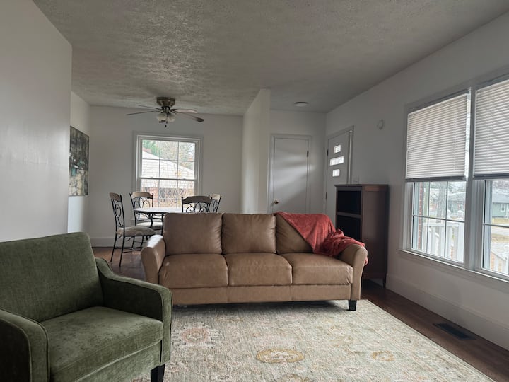 Minnie’s Place Prime Location - South Boston, VA