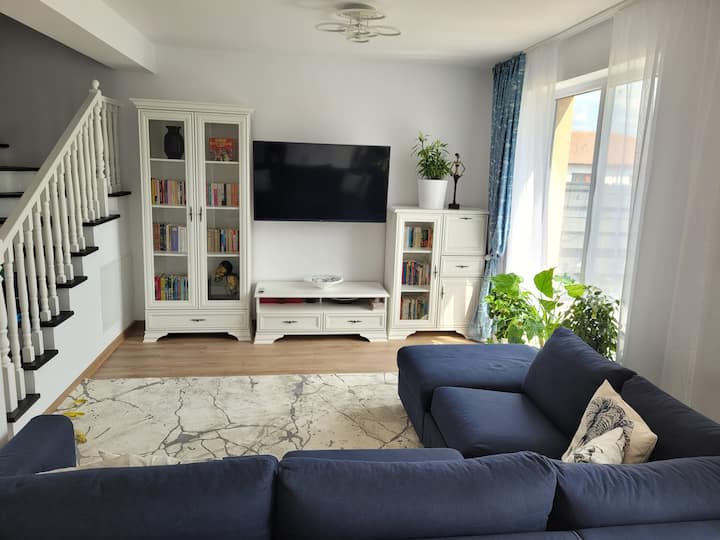 Mountain-view House, Ideal For Family Getaways - Zărnești