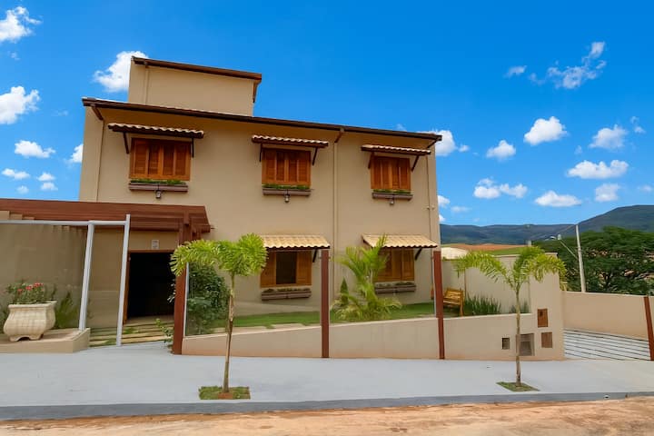 5 Suítes Com Ar, Frigobar, Piscina E ÁRea Gourmet - Capitólio