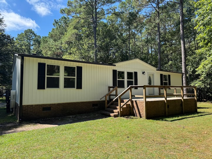 Stella Air Bee & Bee - Swansboro, NC