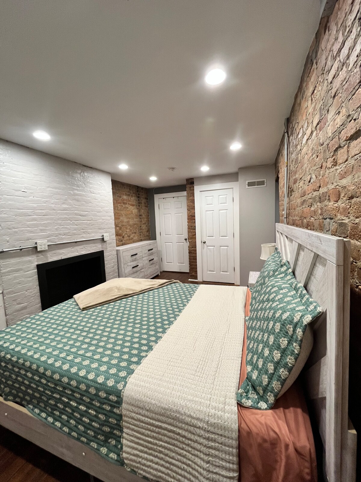 Historic City Center Brick Getaway - Apartments for Rent in Albany, New ...