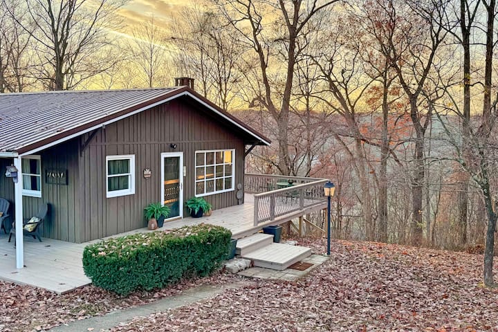 Family-friendly Cottage Near West Baden Springs - French Lick, IN