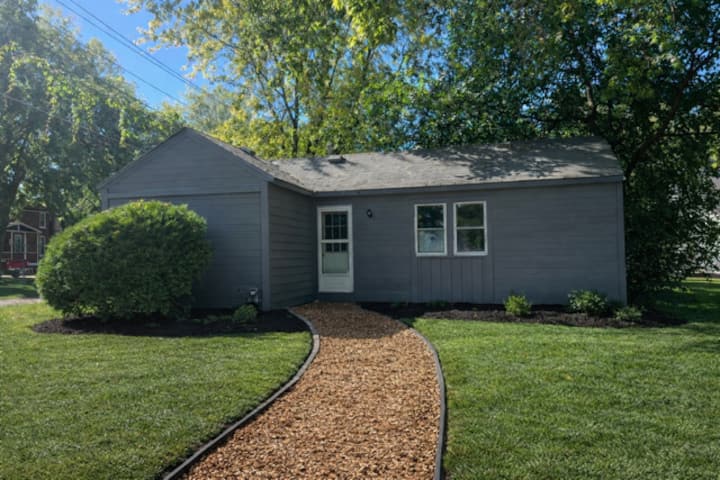 The Little House - Eden Prairie, MN