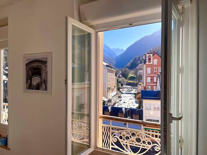 Chez Claude – Au Cœur Du Village, Vue Montagne - Cauterets