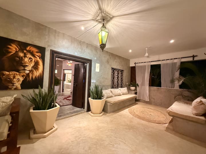 Hidden White Marlene - Kenia