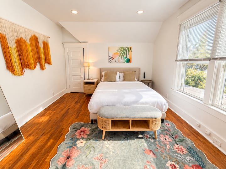 Nest & Rest House - 4 Min Walk To Uiuc/carle/dt - Champaign, IL