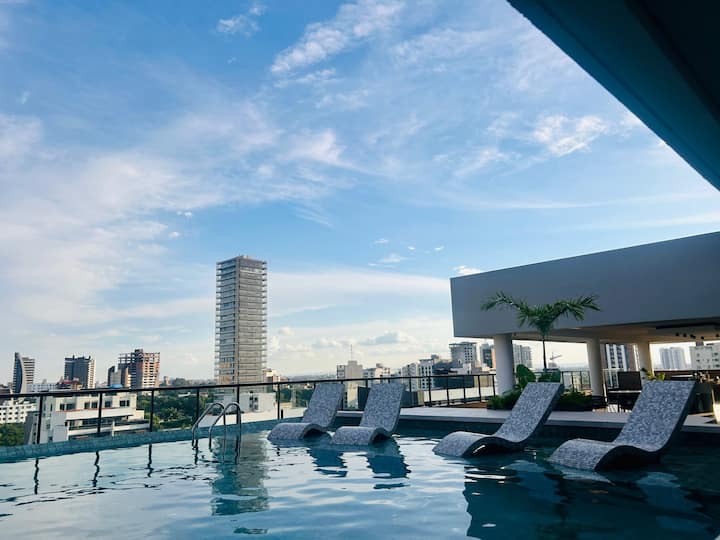 Suite Smart Piscina Con Vistas De Scz Equipetrol - Bolivie