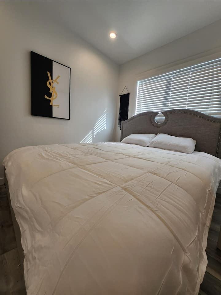 All Private 1 Bedroom Suite Lax Disney - Bellflower, CA