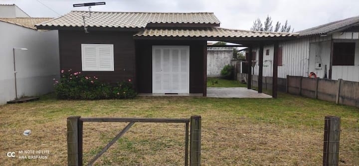 Casa Aconchegante A 200m Da Praia - Imbituba