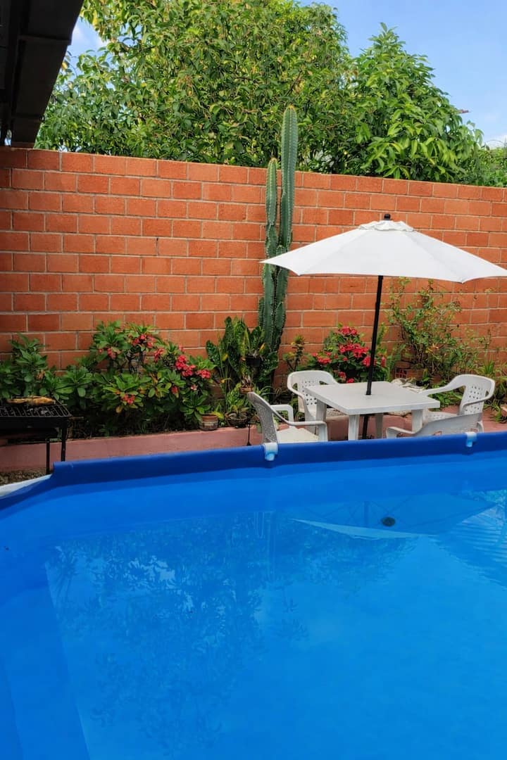 Casa Vitta · Casa Quinta Con Piscina En Villeta - Villeta