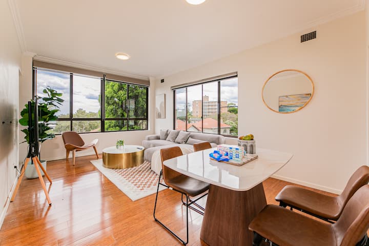 Harbour Outlook | Elegant Retreat In Kirribilli - North Sydney