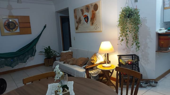 Apartamento  2 Dormitorios,   2 Quadras Do Mar - Capão da Canoa