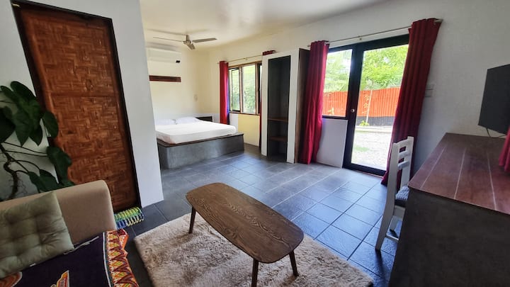 Maison Individuelle Au Molmol Café Resort - Enrique Villanueva