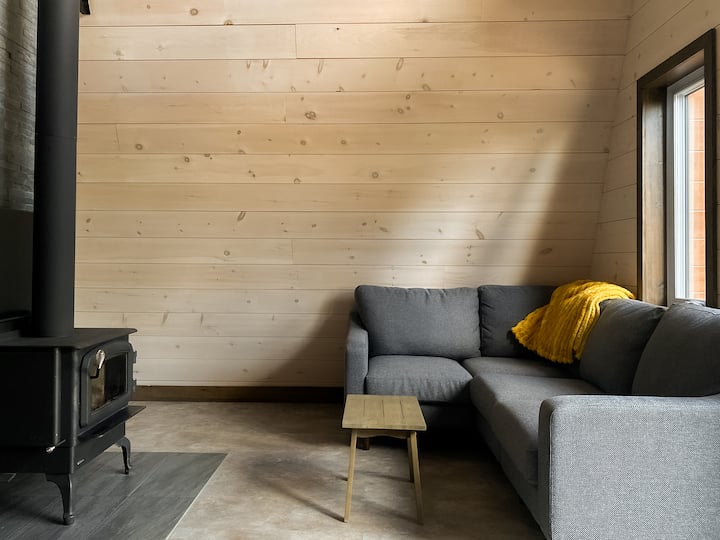 A Cozy A-frame Cabin In South-west Oxford - Ontario