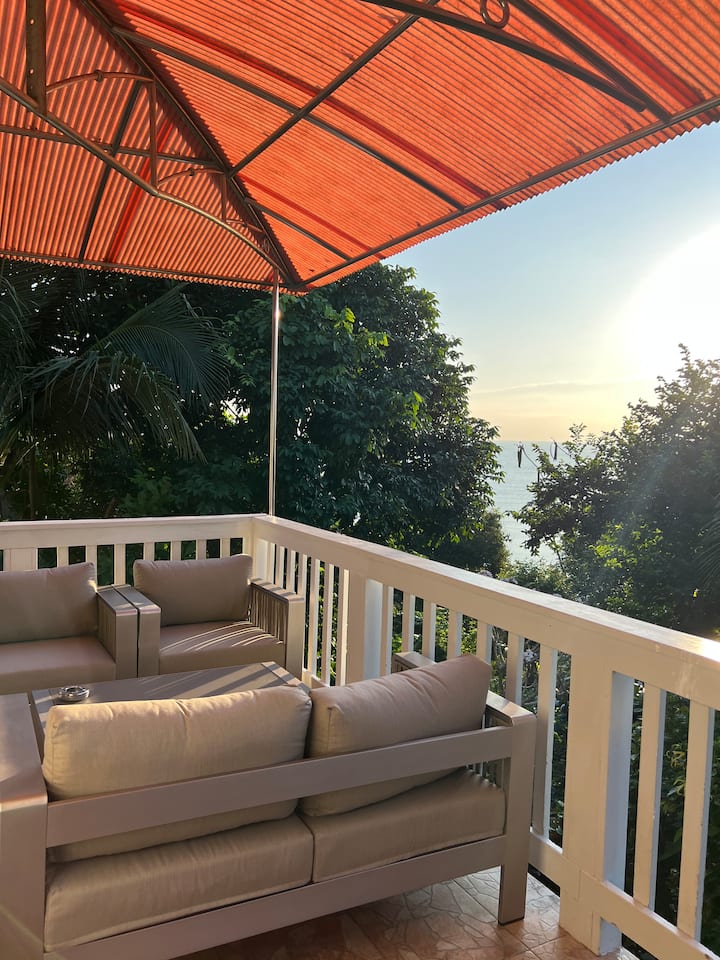 Sunny Hill House – Private Ocean & Sunset Views - Koh Lanta