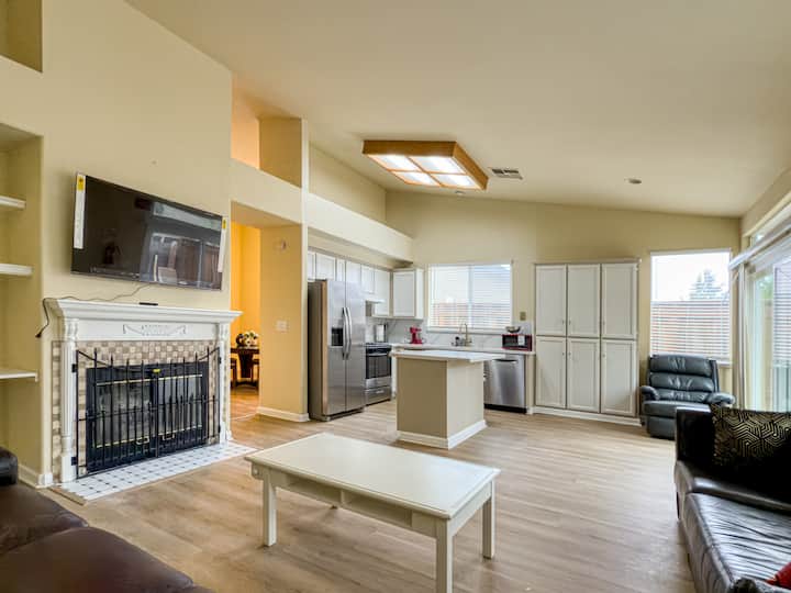 Bay Area Haven - Antioch, CA