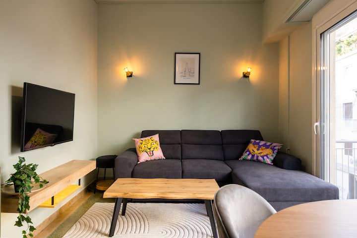 Cozy Apartment In The Heart Of Athens - アテネ