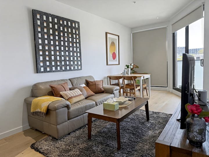 Sunny Cactus Blackburn - Forest Hill