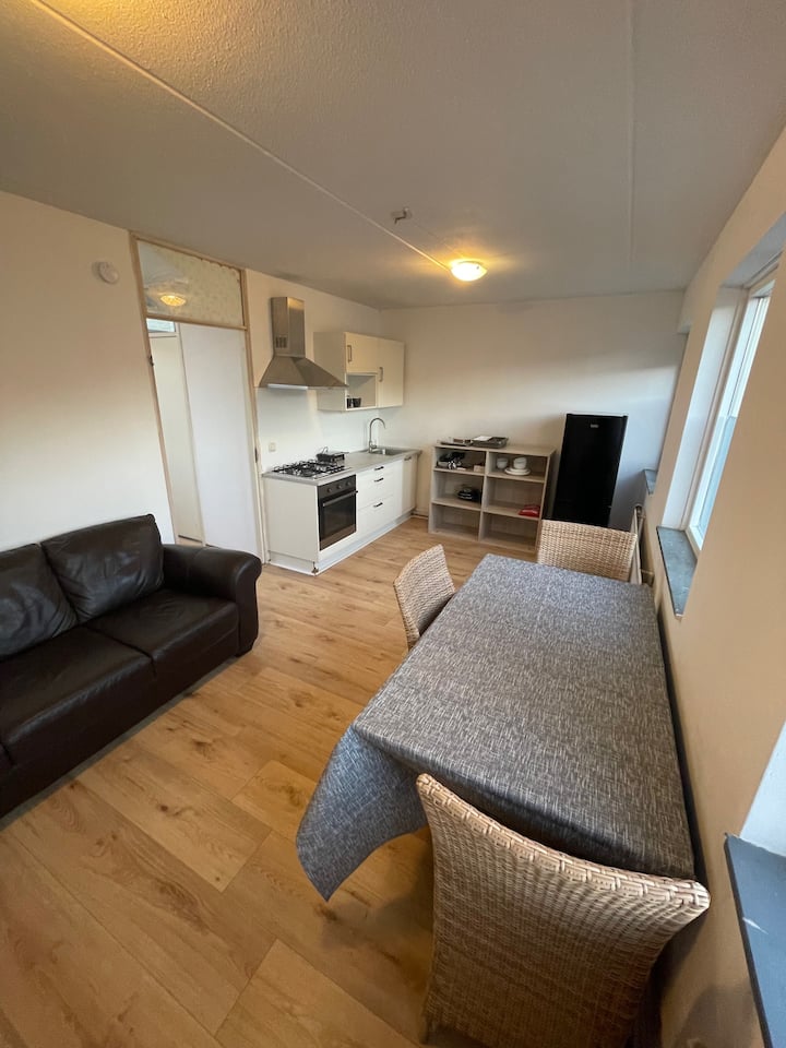 Spacious Place 20 Min To City Center &Free Parking - Amszterdam