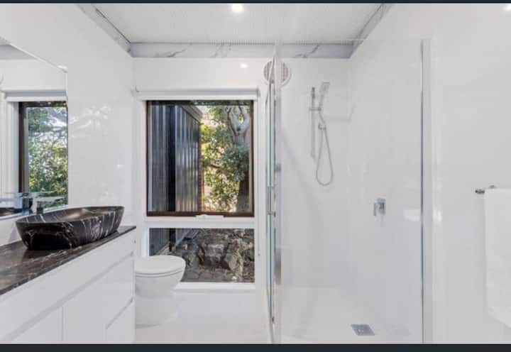 Nature’s Embrace • A Cosy, Peaceful Retreat - Mount Martha