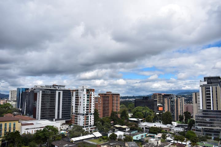 Cityview Haven In Zone 10 - Guatemala City