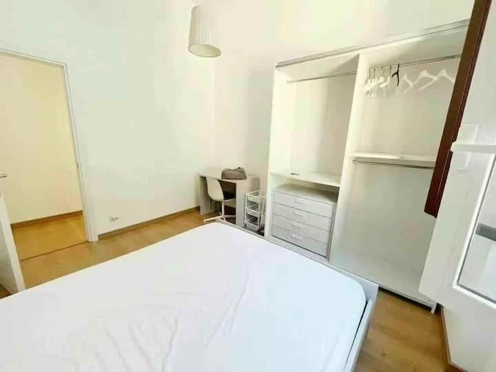 紫线地铁口两室房子 - Milão