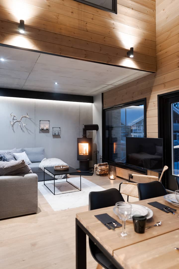 Cozy Ski-in/ski-out Apartment With Hot Tub Access - Kittilä