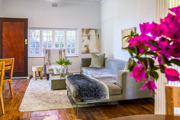 Charming Heritage Home In Green Point - Cape Town