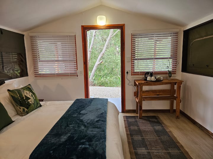 The Lineage Countryside Cabin 1 - Grabouw