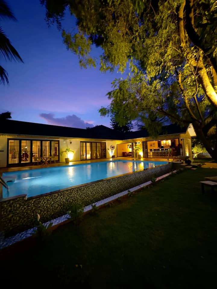 Villa Sol-luxury 5br Villa With Pool In Bangalore - Aéroport Kempegowda Bengaluru (BLR)