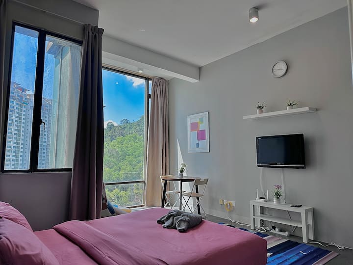 Empire 4 @ Empire Damansara • Netflix & Wifi - Petaling Jaya