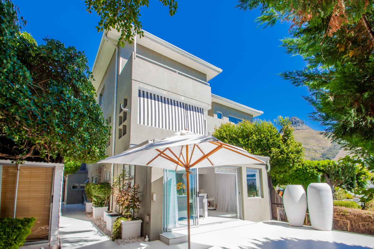 Oasis moderne élégante et sereine avec 1 lit - Maisons à louer à Le Cap ...