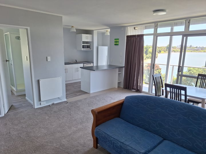 Lagoon View Stay - Auckland