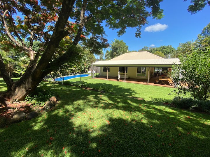 Tropical Oasis In The Heart Of Clunes Village - Lismore