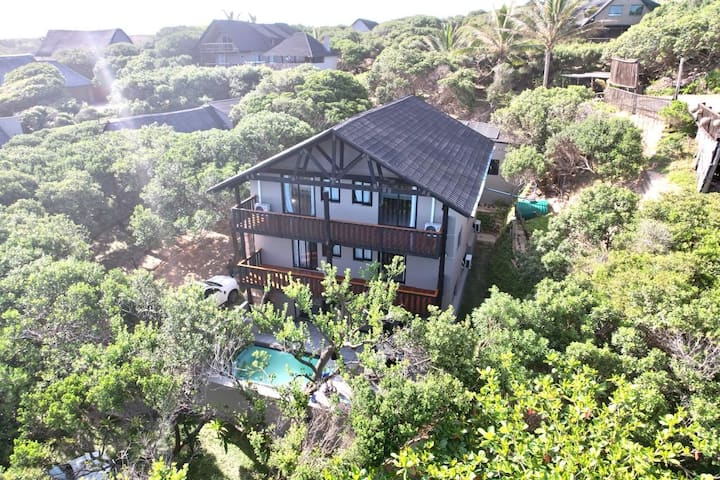 Altitude Oasis - Mozambique