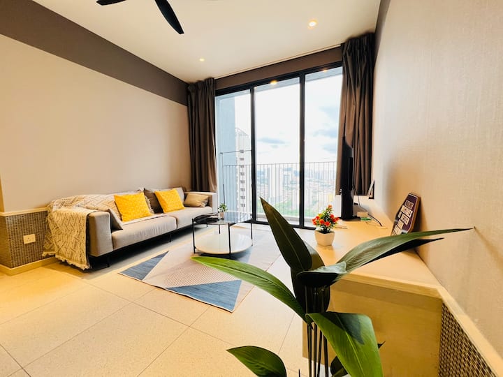 Millerz Square Tower C • 4pax • 1 Free Parking - Kuala Lumpur