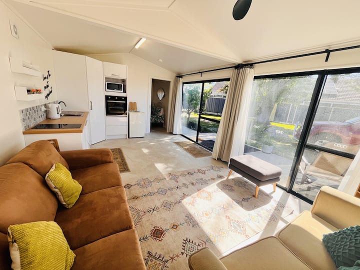Luxury Coastal Tiny Home Retreat By Geographe Bay - Busselton