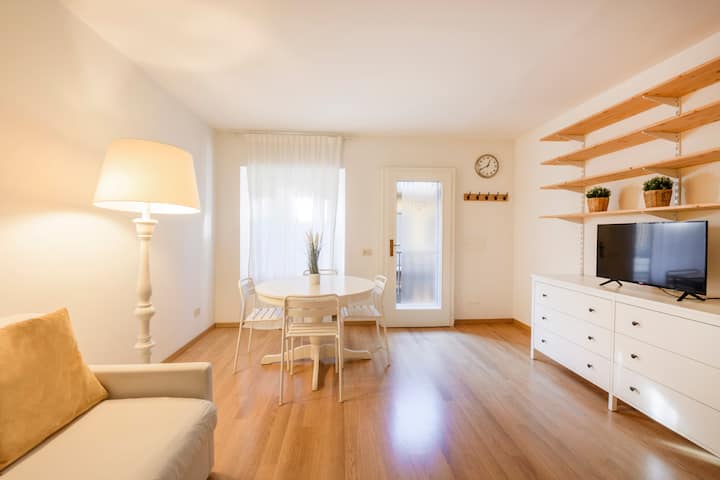 Boutique Navigli Apartment - Milão
