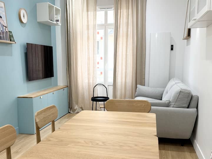 Le Cap 101 ~ Au Pied De La Digue De Wimereux - Wimereux