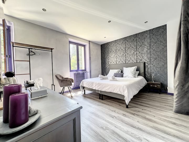 Chambre Double - Vue Sur Le Parc Et La Source - Massif du Vercors