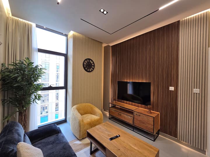 1br With Living / Poolview Apt / Alef Al Mamsha - Sharjah