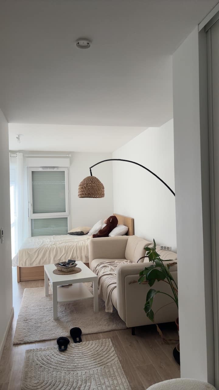 Studio éLégant Avec Kitchenette Tout à Proximité ! - Lormont