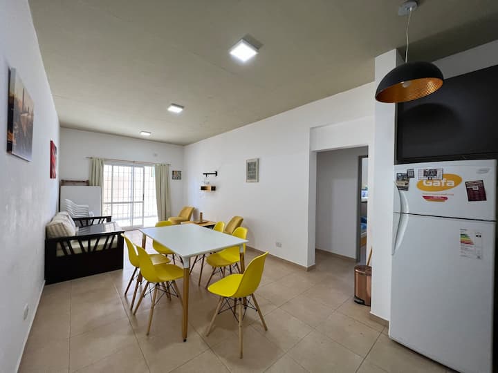 Villa Gesell, Departamento A Una Cuadra Del Mar - Villa Gesell